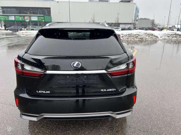 Black Lexus RX 450h 2019 in Vilnius, with an engine capacity of 3.46 L and mileage of 235 thousand km for 30800 €, photo 5 on AUTOMOTO.COM.LV