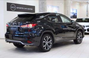 Black Lexus RX 450h 2020 in Vilnius, with an engine capacity of 3.46 L and mileage of 113 thousand km for 41999 €, photo 4 on AUTOMOTO.COM.LV