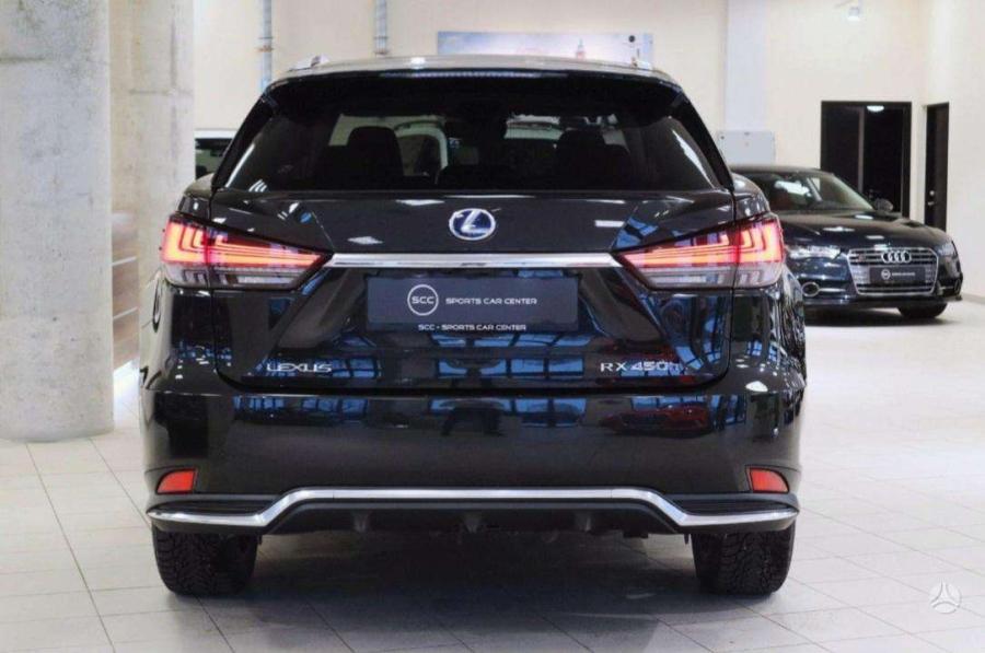 Black Lexus RX 450h 2020 in Vilnius, with an engine capacity of 3.46 L and mileage of 113 thousand km for 41999 €, photo 5 on AUTOMOTO.COM.LV