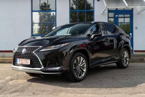 Melns Lexus RX 450h 2020 Viļņa, ar dzinēja tilpumu 3.46 L un nobraukumu 59 tūkst. km par 46900 €, foto 6 vietnē AUTOMOTO.COM.LV