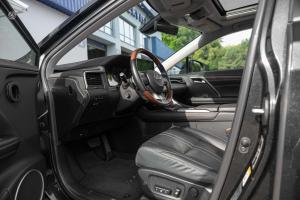 Melns Lexus RX 450h 2020 Viļņa, ar dzinēja tilpumu 3.46 L un nobraukumu 59 tūkst. km par 46900 €, foto 17 vietnē AUTOMOTO.COM.LV