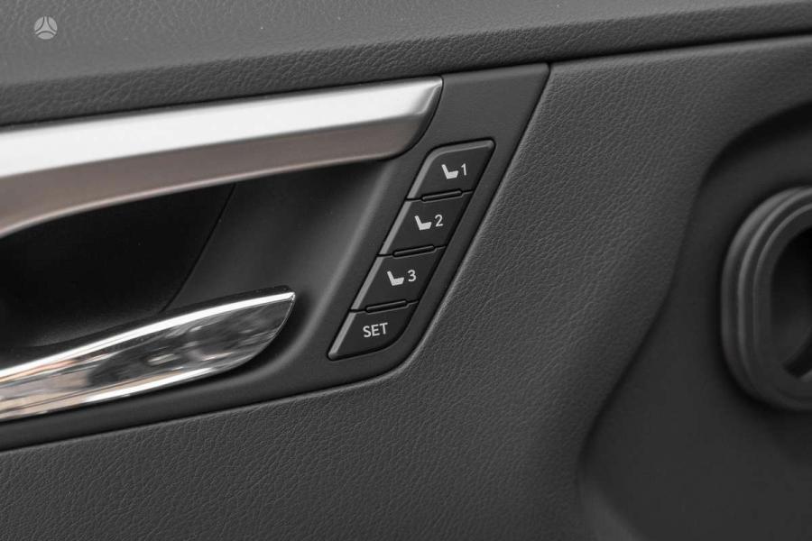 Melns Lexus RX 450h 2020 Viļņa, ar dzinēja tilpumu 3.46 L un nobraukumu 59 tūkst. km par 46900 €, foto 18 vietnē AUTOMOTO.COM.LV
