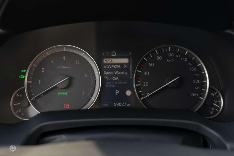 Melns Lexus RX 450h 2020 Viļņa, ar dzinēja tilpumu 3.46 L un nobraukumu 59 tūkst. km par 46900 €, foto 21 vietnē AUTOMOTO.COM.LV