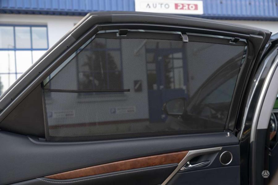 Melns Lexus RX 450h 2020 Viļņa, ar dzinēja tilpumu 3.46 L un nobraukumu 59 tūkst. km par 46900 €, foto 37 vietnē AUTOMOTO.COM.LV