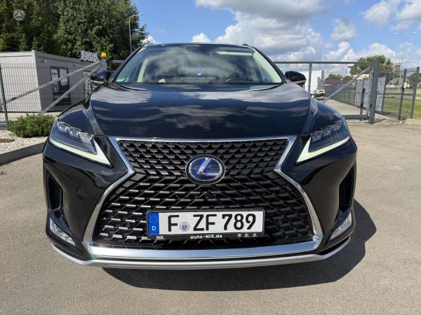Melns Lexus RX 450h 2020 Viļņa, ar dzinēja tilpumu 3.50 L un nobraukumu 91 tūkst. km par 39930 €, foto 3 vietnē AUTOMOTO.COM.LV