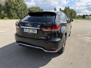 Melns Lexus RX 450h 2020 Viļņa, ar dzinēja tilpumu 3.50 L un nobraukumu 91 tūkst. km par 39930 €, foto 8 vietnē AUTOMOTO.COM.LV