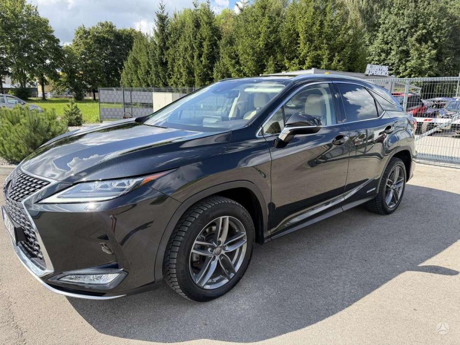Melns Lexus RX 450h 2020 Viļņa, ar dzinēja tilpumu 3.50 L un nobraukumu 91 tūkst. km par 39930 €, foto 11 vietnē AUTOMOTO.COM.LV