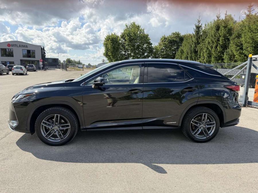 Melns Lexus RX 450h 2020 Viļņa, ar dzinēja tilpumu 3.50 L un nobraukumu 91 tūkst. km par 39930 €, foto 12 vietnē AUTOMOTO.COM.LV