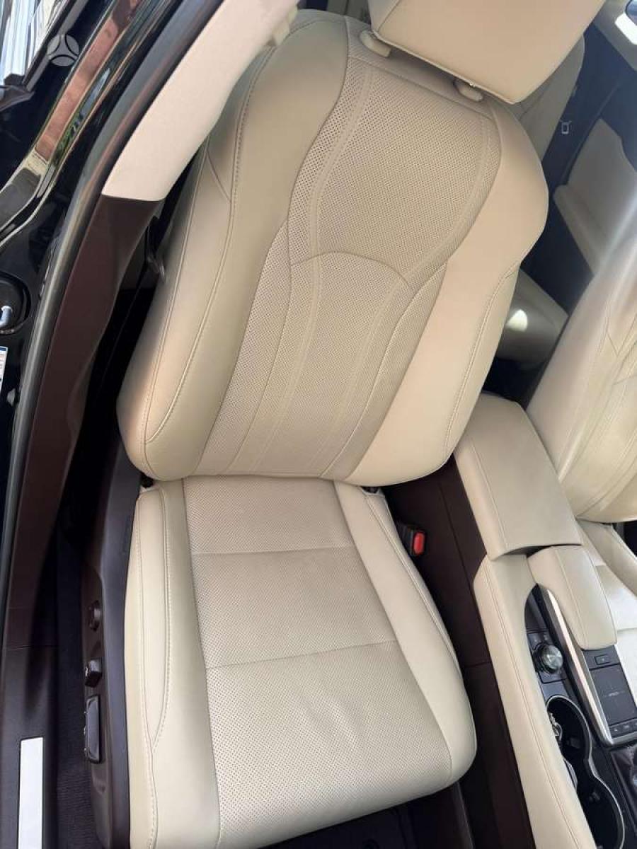 Melns Lexus RX 450h 2020 Viļņa, ar dzinēja tilpumu 3.50 L un nobraukumu 91 tūkst. km par 39930 €, foto 19 vietnē AUTOMOTO.COM.LV