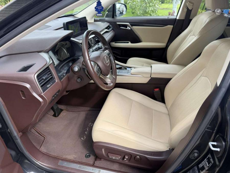 Melns Lexus RX 450h 2020 Viļņa, ar dzinēja tilpumu 3.50 L un nobraukumu 91 tūkst. km par 39930 €, foto 21 vietnē AUTOMOTO.COM.LV