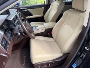 Melns Lexus RX 450h 2020 Viļņa, ar dzinēja tilpumu 3.50 L un nobraukumu 91 tūkst. km par 39930 €, foto 22 vietnē AUTOMOTO.COM.LV