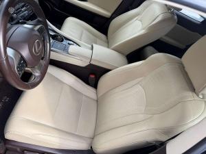 Melns Lexus RX 450h 2020 Viļņa, ar dzinēja tilpumu 3.50 L un nobraukumu 91 tūkst. km par 39930 €, foto 23 vietnē AUTOMOTO.COM.LV