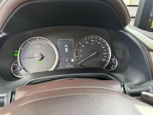 Melns Lexus RX 450h 2020 Viļņa, ar dzinēja tilpumu 3.50 L un nobraukumu 91 tūkst. km par 39930 €, foto 26 vietnē AUTOMOTO.COM.LV