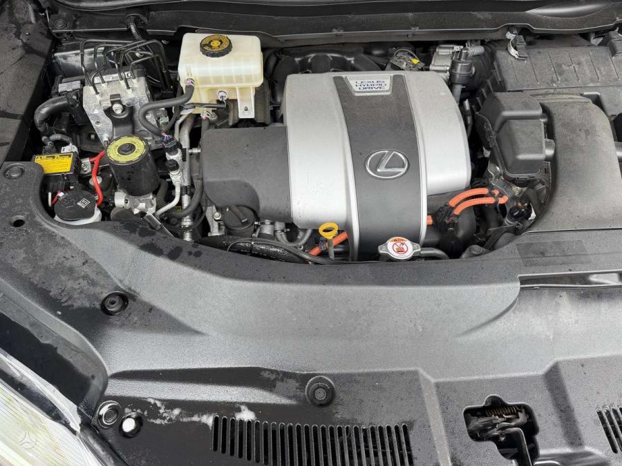 Melns Lexus RX 450h 2020 Viļņa, ar dzinēja tilpumu 3.50 L un nobraukumu 91 tūkst. km par 39930 €, foto 34 vietnē AUTOMOTO.COM.LV