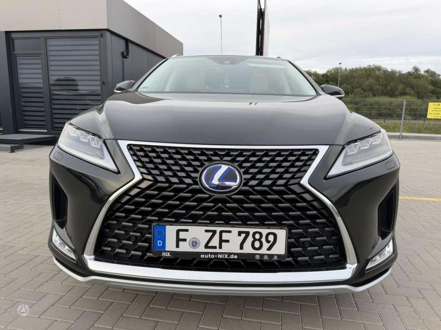 Черный Лексус RX 450h 2020 в Вильнюс, объемом двигателя 3.50 л и пробегом 91 тыс. км за 39930 €, фото 4 на AUTOMOTO.COM.LV