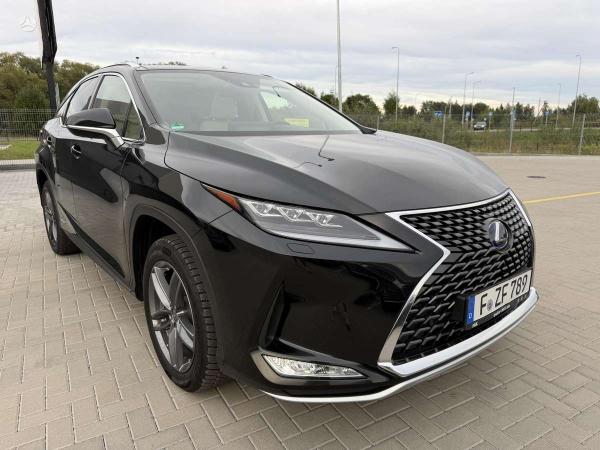 Black Lexus RX 450h 2020 in Vilnius, with an engine capacity of 3.50 L and mileage of 91 thousand km for 39930 €, photo 7 on AUTOMOTO.COM.LV