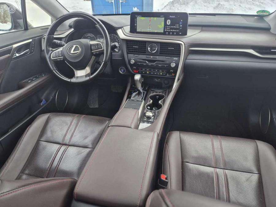 Black Lexus RX 450h 2021 in Siauliai, with an engine capacity of 3.46 L and mileage of 175 thousand km for 41500 €, photo 9 on AUTOMOTO.COM.LV