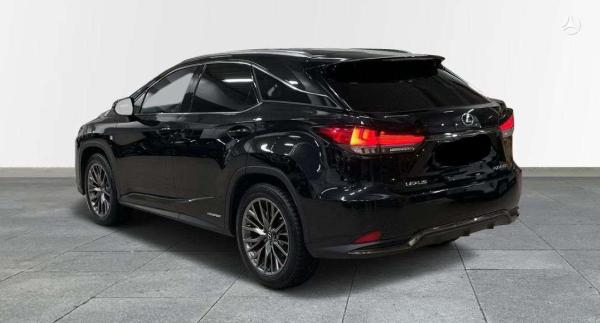 Black Lexus RX 450h 2021 in Vilnius, with an engine capacity of 3.46 L and mileage of 64 thousand km for 49999 €, photo 3 on AUTOMOTO.COM.LV