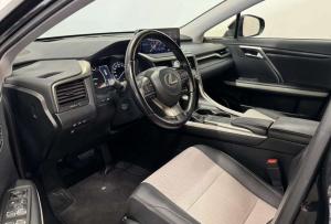 Melns Lexus RX 450h 2021 Viļņa, ar dzinēja tilpumu 3.46 L un nobraukumu 102 tūkst. km par 41500 €, foto 6 vietnē AUTOMOTO.COM.LV