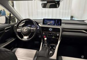 Melns Lexus RX 450h 2021 Viļņa, ar dzinēja tilpumu 3.46 L un nobraukumu 102 tūkst. km par 41500 €, foto 7 vietnē AUTOMOTO.COM.LV