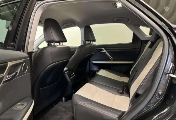 Black Lexus RX 450h 2021 in Vilnius, with an engine capacity of 3.46 L and mileage of 102 thousand km for 41500 €, photo 10 on AUTOMOTO.COM.LV