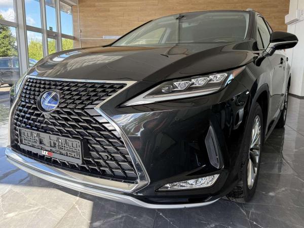 Lexus RX 450h 2021 in Panevezys on AUTOMOTO.COM.LV Black Lexus RX 450h 2021 in Panevezys, with an engine capacity of 3.50 L and mileage of 105 thousand km for 41900 €, photo 3 on AUTOMOTO.COM.LV
