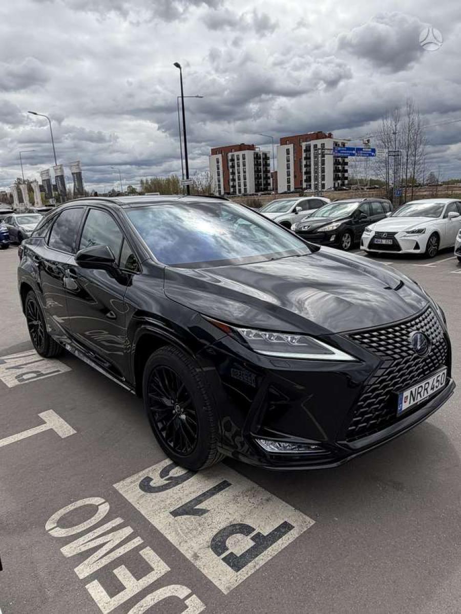 Melns Lexus RX 450h 2022 Viļņa, ar dzinēja tilpumu 3.46 L un nobraukumu 92 tūkst. km par 47000 €, foto 5 vietnē AUTOMOTO.COM.LV