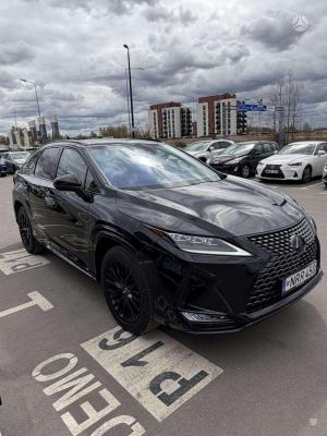 Black Lexus RX 450h 2022 in Vilnius, with an engine capacity of 3.46 L and mileage of 93 thousand km for 47000 €, photo 4 on AUTOMOTO.COM.LV