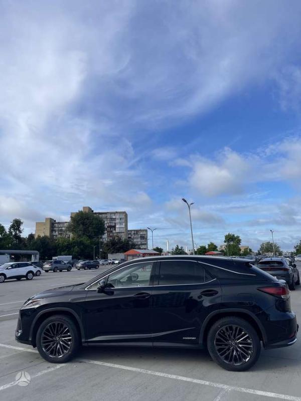 Black Lexus RX 450h 2022 in Vilnius, with an engine capacity of 3.46 L and mileage of 160 thousand km for 37500 €, photo 11 on AUTOMOTO.COM.LV