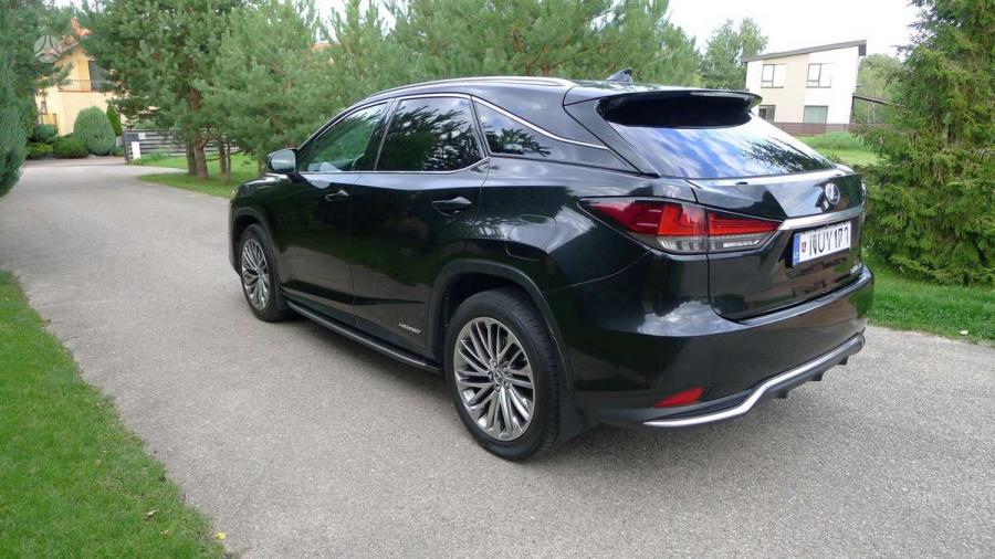 Black Lexus RX 450h 2022 in Vilnius, with an engine capacity of 3.46 L and mileage of 65 thousand km for 44700 €, photo 6 on AUTOMOTO.COM.LV