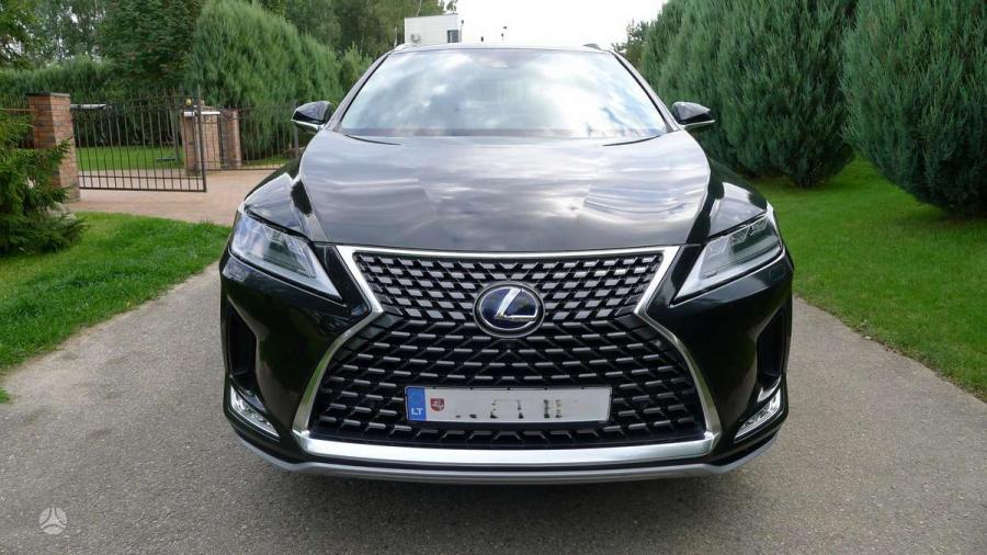 Black Lexus RX 450h 2022 in Vilnius, with an engine capacity of 3.46 L and mileage of 65 thousand km for 44700 €, photo 7 on AUTOMOTO.COM.LV