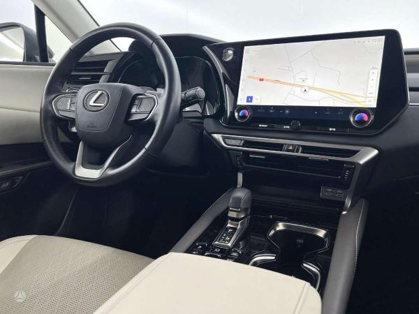 Melns Lexus RX 450h 2024 Viļņa, ar dzinēja tilpumu 2.49 L un nobraukumu 34 tūkst. km par 71000 €, foto 9 vietnē AUTOMOTO.COM.LV