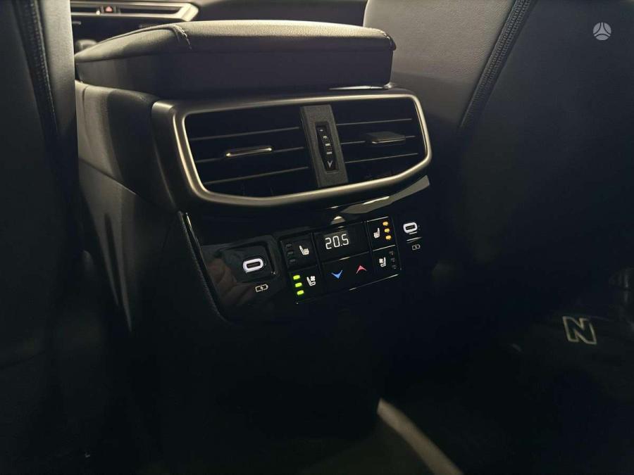 Melns Lexus RX 450h 2024 Viļņa, ar dzinēja tilpumu 2.49 L un nobraukumu 24 tūkst. km par 68666 €, foto 13 vietnē AUTOMOTO.COM.LV