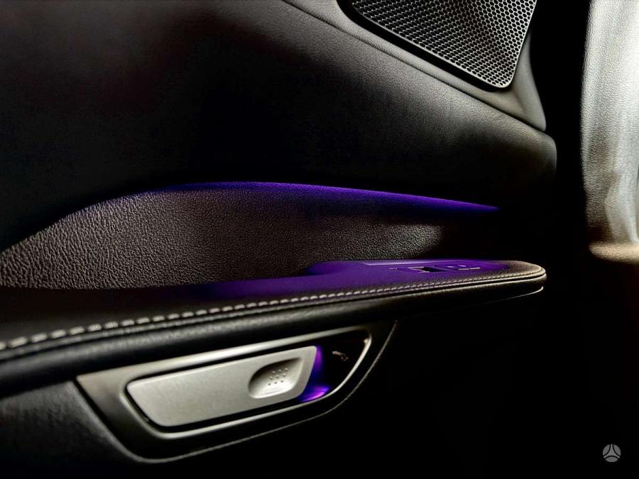 Melns Lexus RX 450h 2024 Viļņa, ar dzinēja tilpumu 2.49 L un nobraukumu 24 tūkst. km par 68666 €, foto 14 vietnē AUTOMOTO.COM.LV