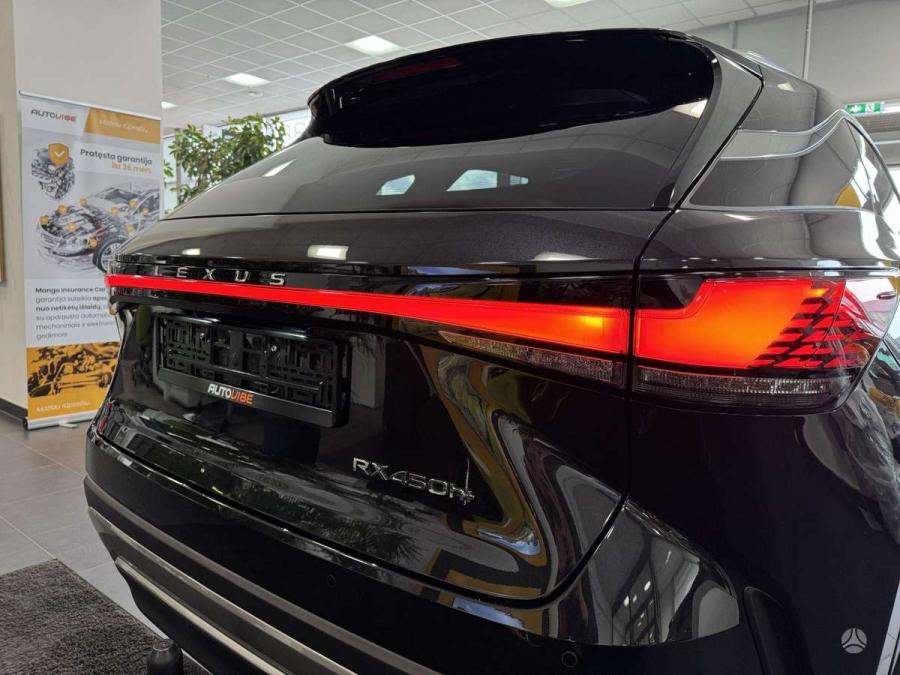 Melns Lexus RX 450h 2024 Viļņa, ar dzinēja tilpumu 2.49 L un nobraukumu 24 tūkst. km par 68666 €, foto 18 vietnē AUTOMOTO.COM.LV