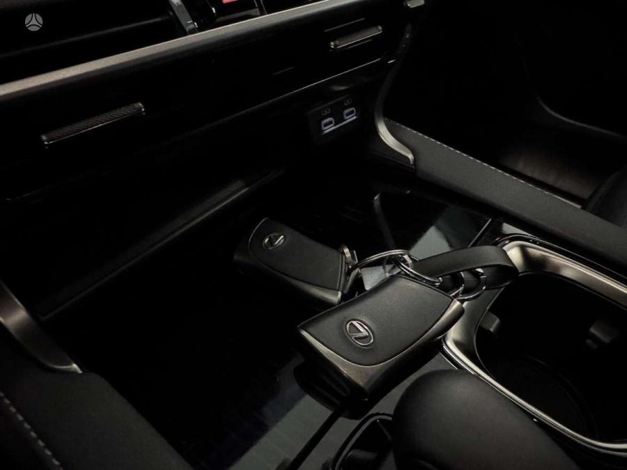 Melns Lexus RX 450h 2024 Viļņa, ar dzinēja tilpumu 2.49 L un nobraukumu 24 tūkst. km par 68666 €, foto 23 vietnē AUTOMOTO.COM.LV