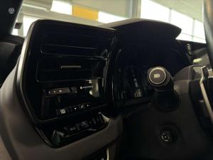 Melns Lexus RX 450h 2024 Viļņa, ar dzinēja tilpumu 2.49 L un nobraukumu 24 tūkst. km par 68666 €, foto 39 vietnē AUTOMOTO.COM.LV