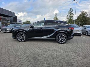 Melns Lexus RX 450h 2024 Viļņa, ar dzinēja tilpumu 2.49 L un nobraukumu 25 tūkst. km par 65900 €, foto 6 vietnē AUTOMOTO.COM.LV