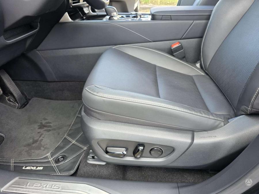 Melns Lexus RX 450h 2024 Viļņa, ar dzinēja tilpumu 2.49 L un nobraukumu 25 tūkst. km par 65900 €, foto 23 vietnē AUTOMOTO.COM.LV