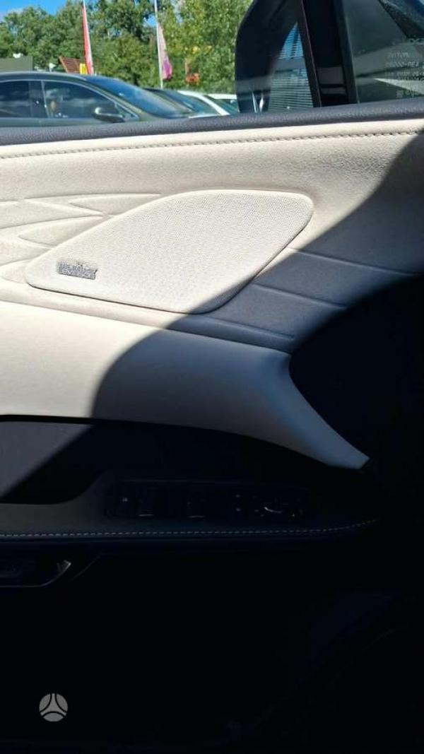 Melns Lexus RX 450h 2024 Viļņa, ar dzinēja tilpumu 2.49 L un nobraukumu 24 tūkst. km par 68500 €, foto 7 vietnē AUTOMOTO.COM.LV
