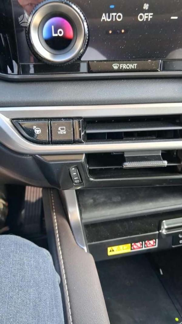 Melns Lexus RX 450h 2024 Viļņa, ar dzinēja tilpumu 2.49 L un nobraukumu 24 tūkst. km par 68500 €, foto 10 vietnē AUTOMOTO.COM.LV