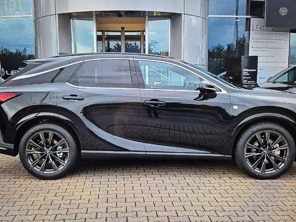 Melns Lexus RX 450h 2026 Viļņa, ar dzinēja tilpumu 2.50 L un nobraukumu 30 tūkst. km par 76990 €, foto 2 vietnē AUTOMOTO.COM.LV