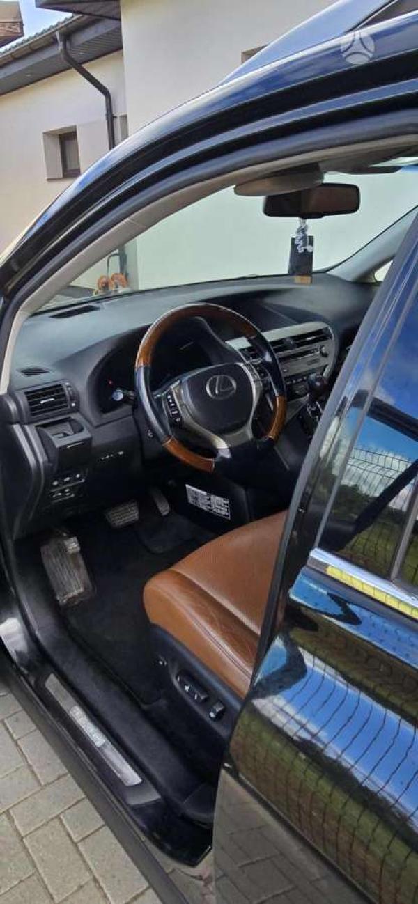 Melns Lexus RX 450h 2012 Viļņa, ar dzinēja tilpumu 3.50 L un nobraukumu 301 tūkst. km par 13000 €, foto 6 vietnē AUTOMOTO.COM.LV