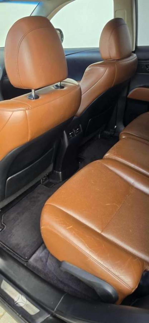 Melns Lexus RX 450h 2012 Viļņa, ar dzinēja tilpumu 3.50 L un nobraukumu 301 tūkst. km par 13000 €, foto 8 vietnē AUTOMOTO.COM.LV