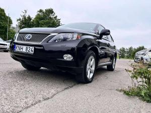 Melns Lexus RX 450h 2010 Viļņa, ar dzinēja tilpumu 3.50 L un nobraukumu 298 tūkst. km par 10500 €, foto 4 vietnē AUTOMOTO.COM.LV