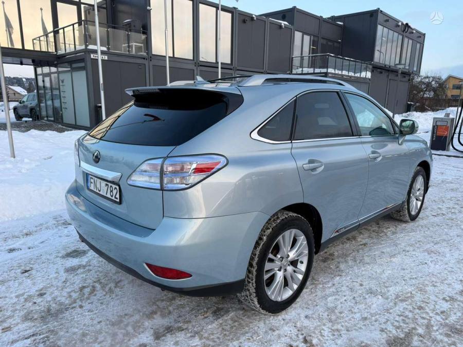 Zils Lexus RX 450h 2010 Viļņa, ar dzinēja tilpumu 3.46 L un nobraukumu 112 tūkst. km par 11000 €, foto 4 vietnē AUTOMOTO.COM.LV