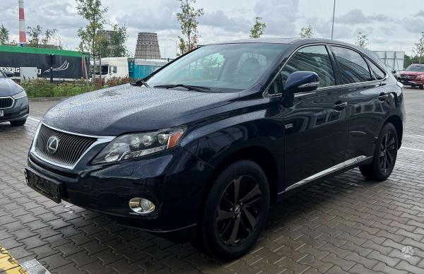 Blue Lexus RX 450h 2010 in Vilnius, with an engine capacity of 3.50 L and mileage of 288 thousand km for 10990 €, photo 2 on AUTOMOTO.COM.LV