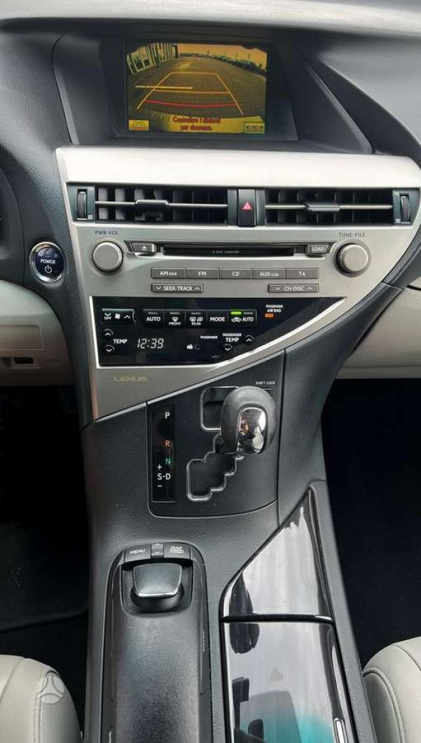 Blue Lexus RX 450h 2010 in Vilnius, with an engine capacity of 3.50 L and mileage of 288 thousand km for 10990 €, photo 9 on AUTOMOTO.COM.LV