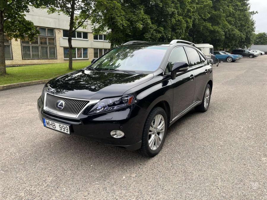 Blue Lexus RX 450h 2010 in Vilnius, with an engine capacity of 3.50 L and mileage of 291 thousand km for 9450 €, photo 3 on AUTOMOTO.COM.LV
