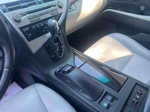 Zils Lexus RX 450h 2010 Viļņa, ar dzinēja tilpumu 3.46 L un nobraukumu 176 tūkst. km par 13800 €, foto 21 vietnē AUTOMOTO.COM.LV